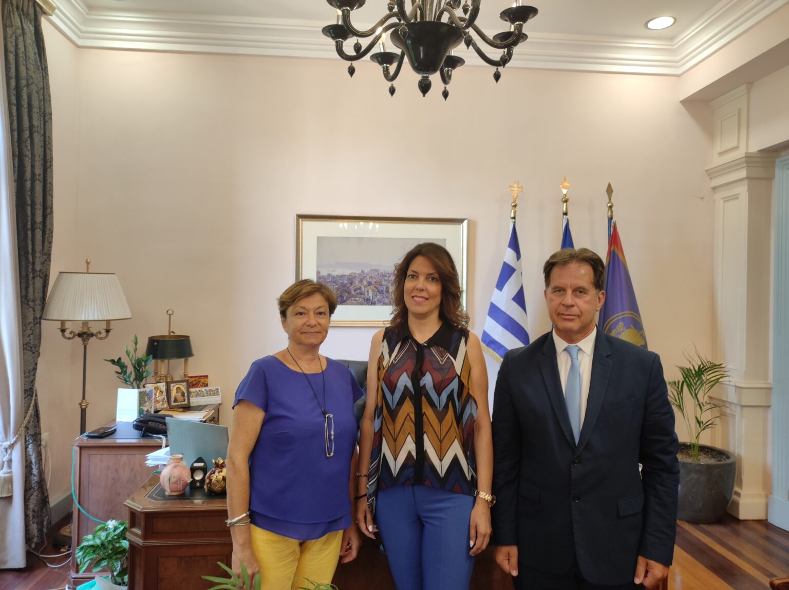 ΣΥΣΚΕΨΗ ΠΕΡΙΦΕΡΕΙΑΚΟΥ ΔΙΕΥΘΥΝΤΗ ΕΚΠΑΙΔΕΥΣΗΣ ΙΟΝΙΩΝ ΝΗΣΩΝ ΜΕ ΤΗ ΔΗΜΑΡΧΟ ...